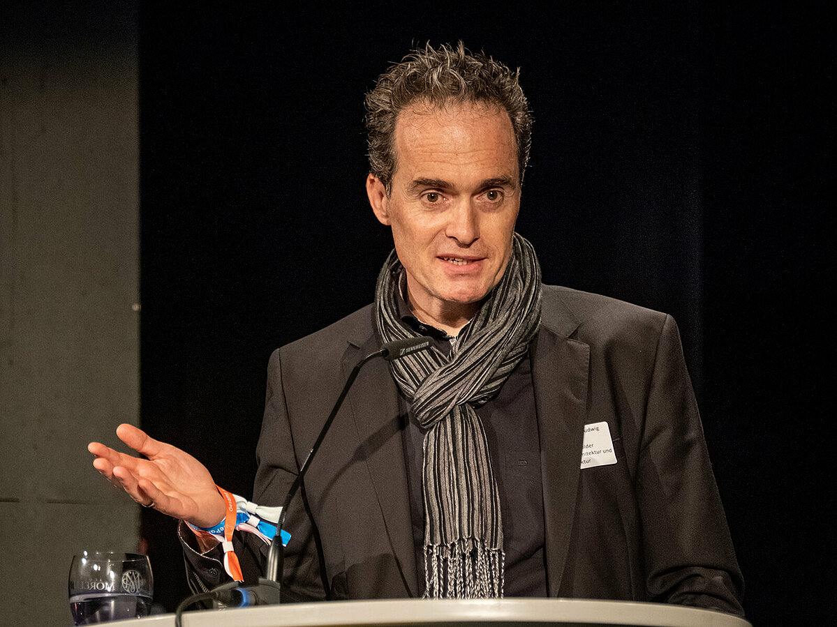 Professor Dr. Martin Ludwig Hofmann in die Expert:innen-Jury des BDIA ...
