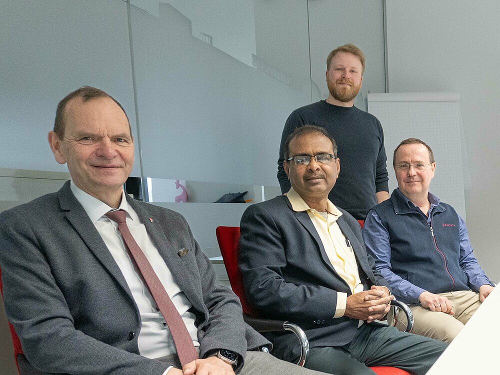 Neue Kontakte in den Süden Indiens: TH OWL