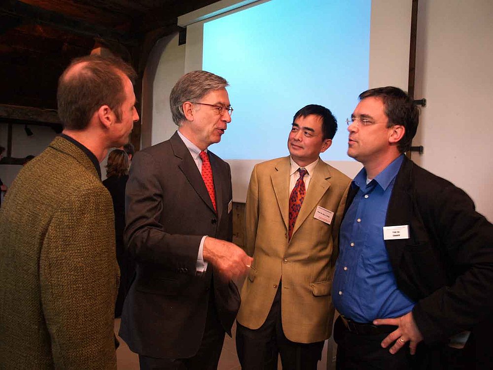 Trefflicher Dialog von Industrie und Wissenschaft: TH OWL