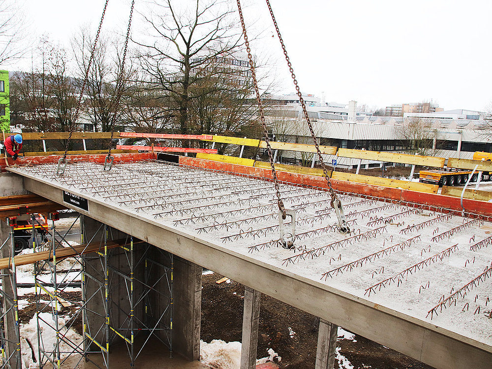 Zwölf Meter Stahl als Decke im InnovationSPIN: TH OWL