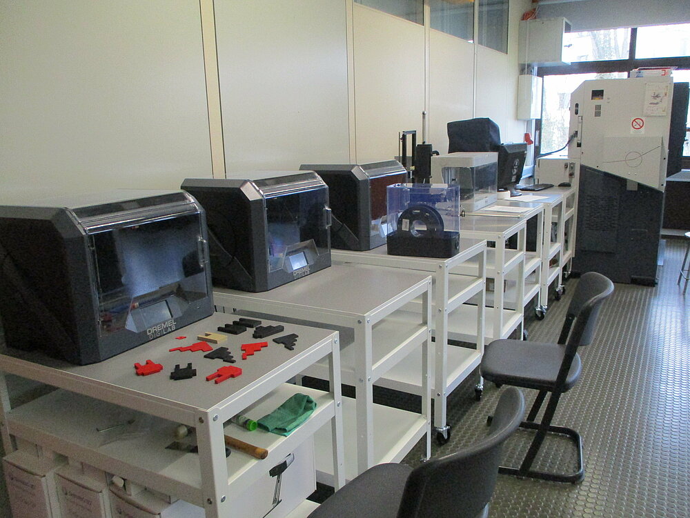 Lehramtsstudierende der TH OWL hospitieren am Felix-Fechenbach ...